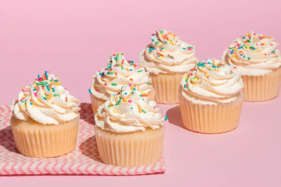 15 Best Sprinkles Cupcakes To Make Today