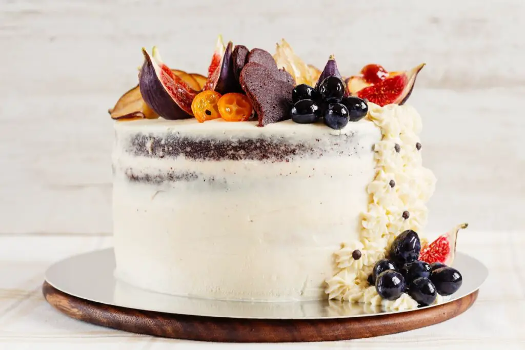 How To Make A Rustic Wedding Cake